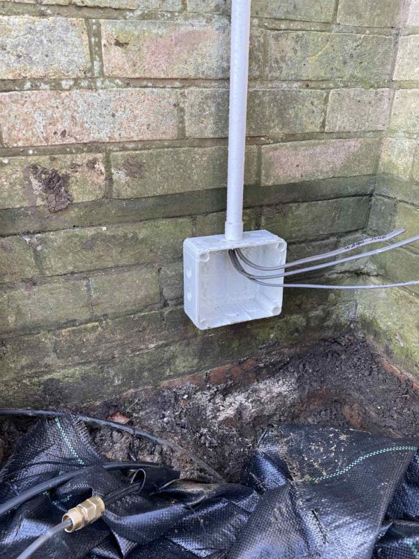 Electric to Shed SummerHouse Garage Outbuilding Electrician