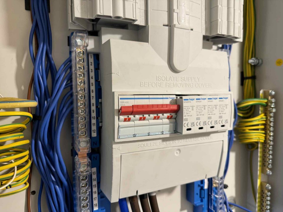 3 Phase Distribution Board Upgrade - JDH Electrics
